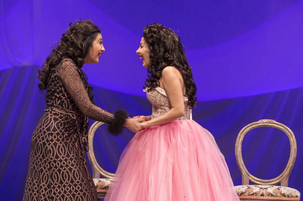 Theater Review: DESTINY OF DESIRE (Goodman Theatre in Chicago)